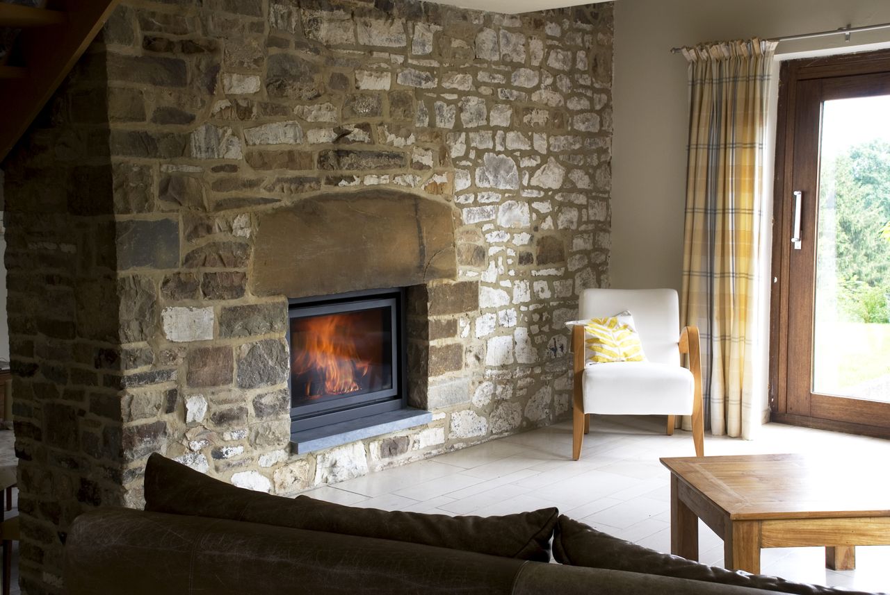 Stuv 16-in | Safe Home Fireplace